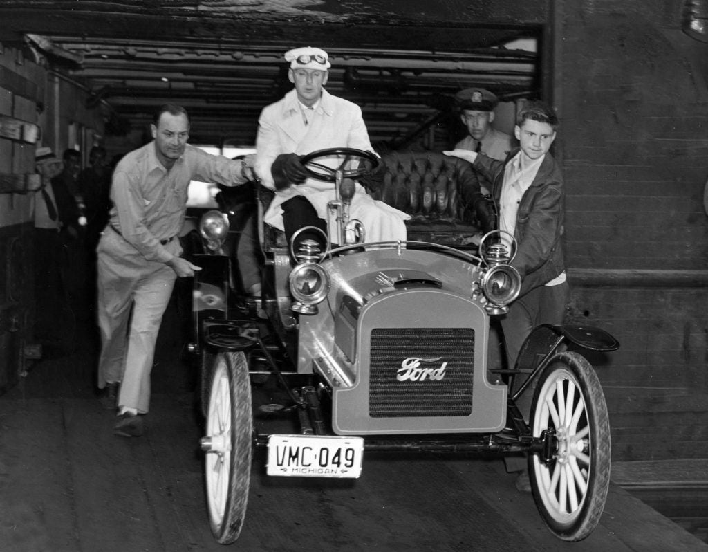 Chapter 1: Early Years of the U.S. Automobile industry (1896-1939 ...